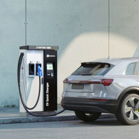 Station de recharge rapide Raption 150 kW compact - Accor Solutions